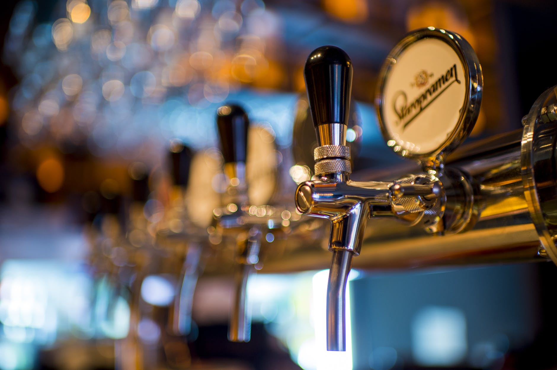¿Cómo tramitar una licencia de actividad para un bar? - Licencias de ...
